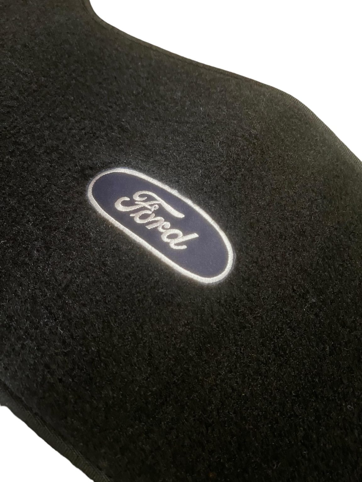 NEW FORD BA BF FG SEDAN 3 PIECE FLOOR MATS BLACK PLUSH WITH FORD OVAL ...